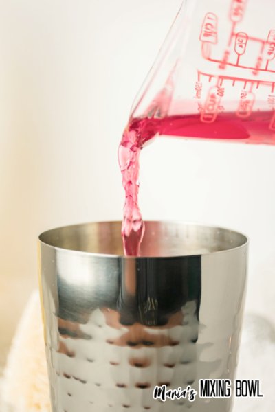 Santa Cocktail - Maria's Mixing Bowl