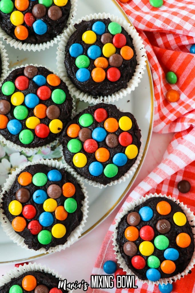 M&Ms Brownies - Maria's Mixing Bowl
