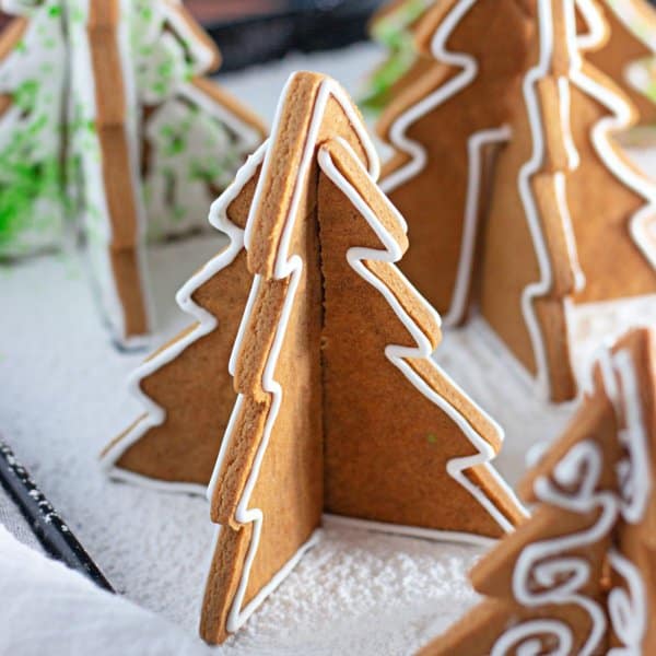 3D Gingerbread Trees - Maria's Mixing Bowl