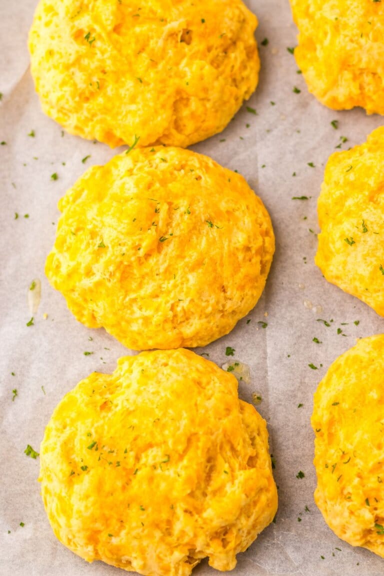 Copycat Cheddar Bay Biscuits - Maria's Mixing Bowl