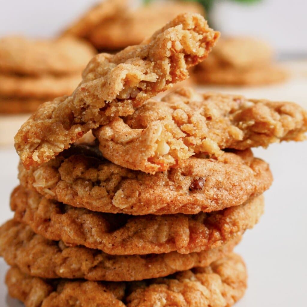 Maple Oatmeal Cookies - Maria's Mixing Bowl